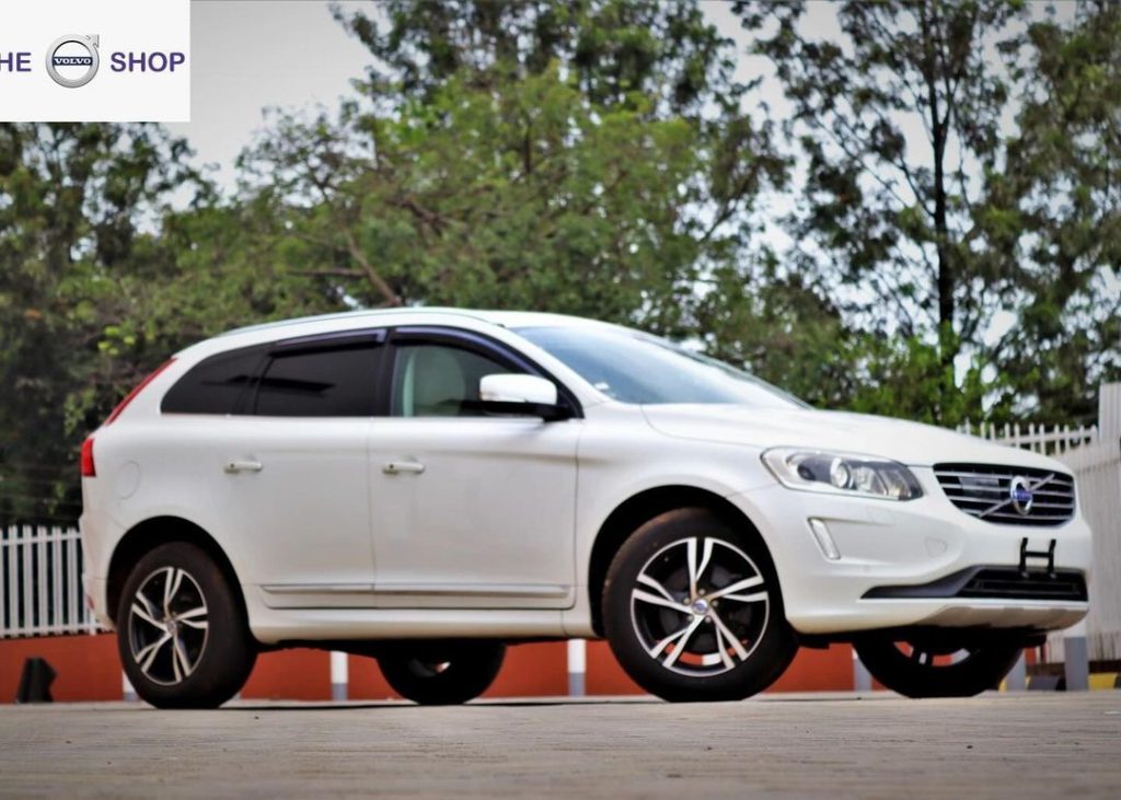 2017 VOLVO XC60 D4 - SUNROOF - VolvoShop