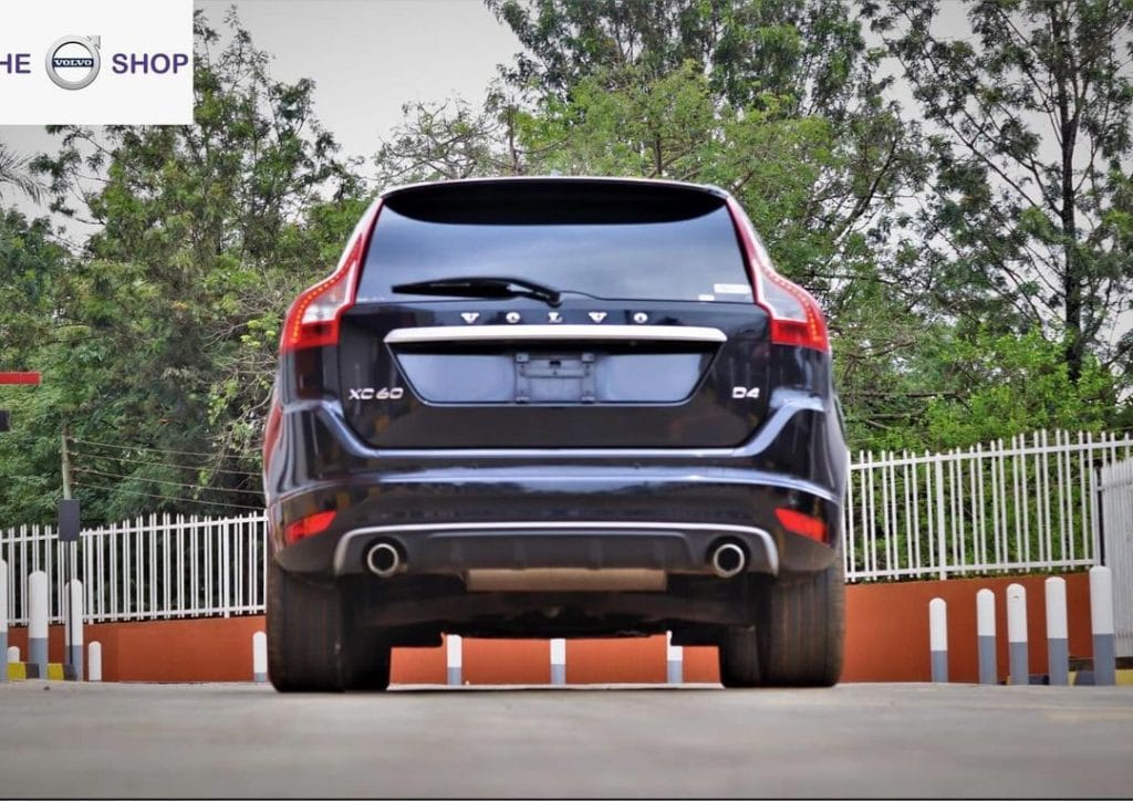 2016 VOLVO XC60 R-DESIGN - VolvoShop