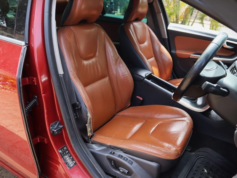 🔴 2010 VOLVO S60 T4 – RED | 1600CC PETROL TURBO • SPORTY EXECUTIVE ...